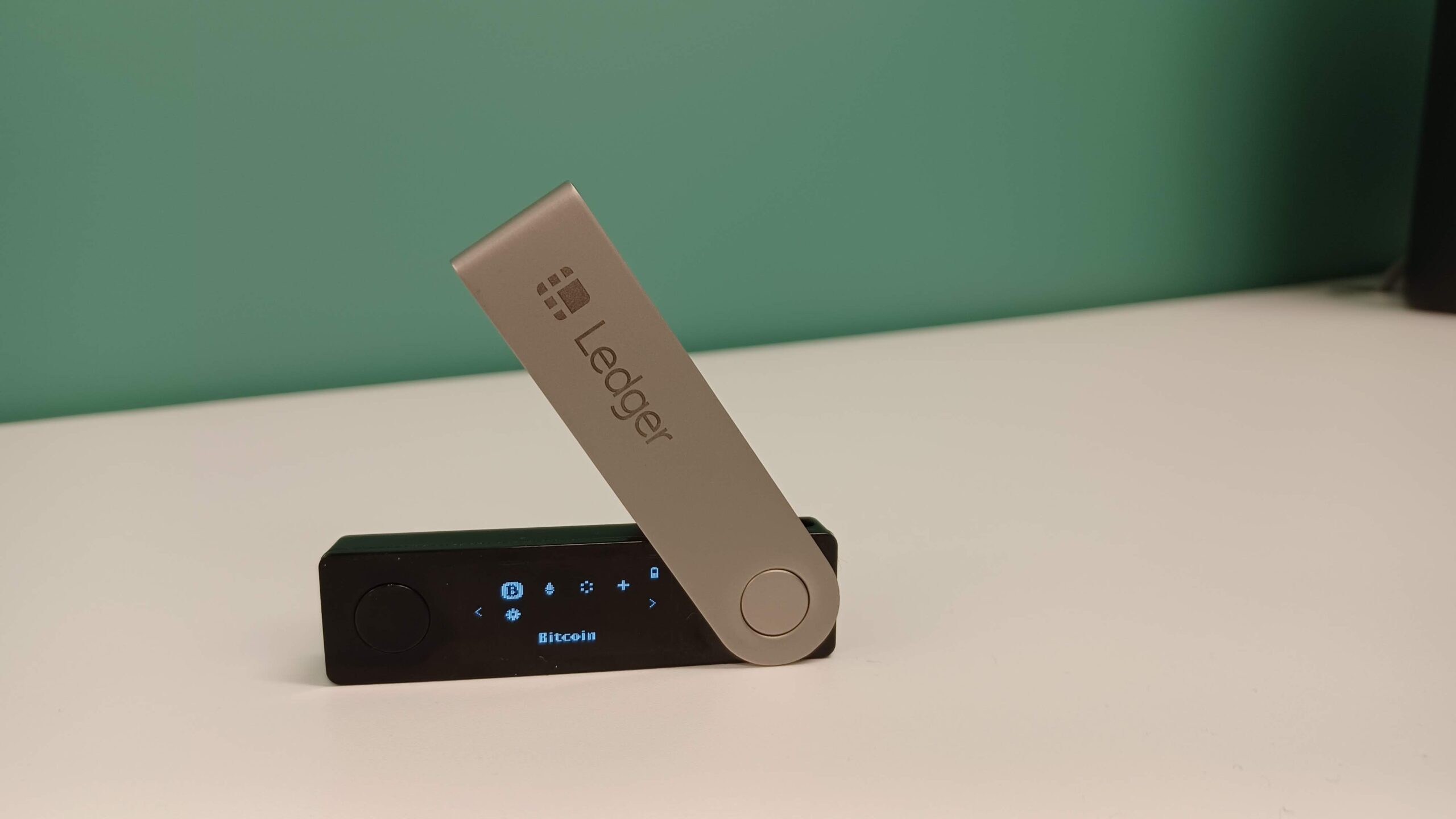 Ledger Nano X Review (2022) – Rank-It.ca